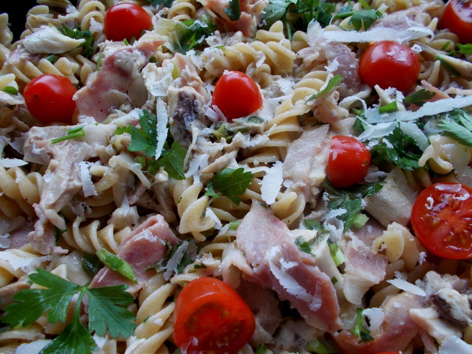 Τριβέλι με κρεμώδη σάλτσα κοτόπουλου | Food Collection