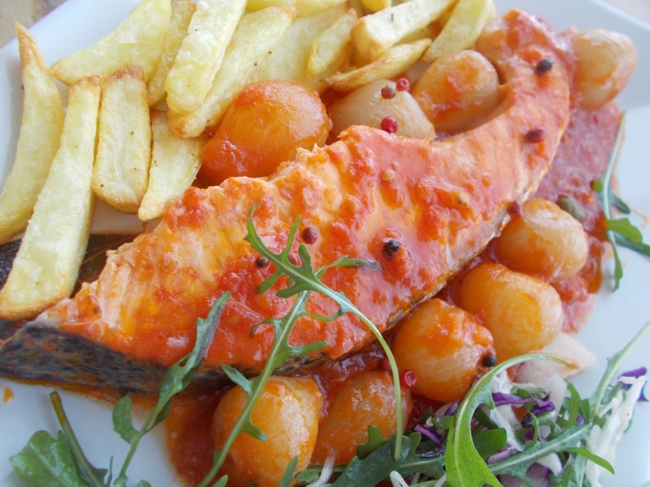 Σολομός στιφάδο | Food Collection